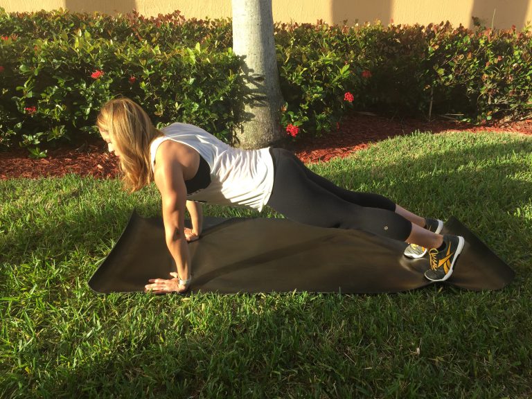 Strong Core and Shoulders with these 3 Moves - Trainerize.me